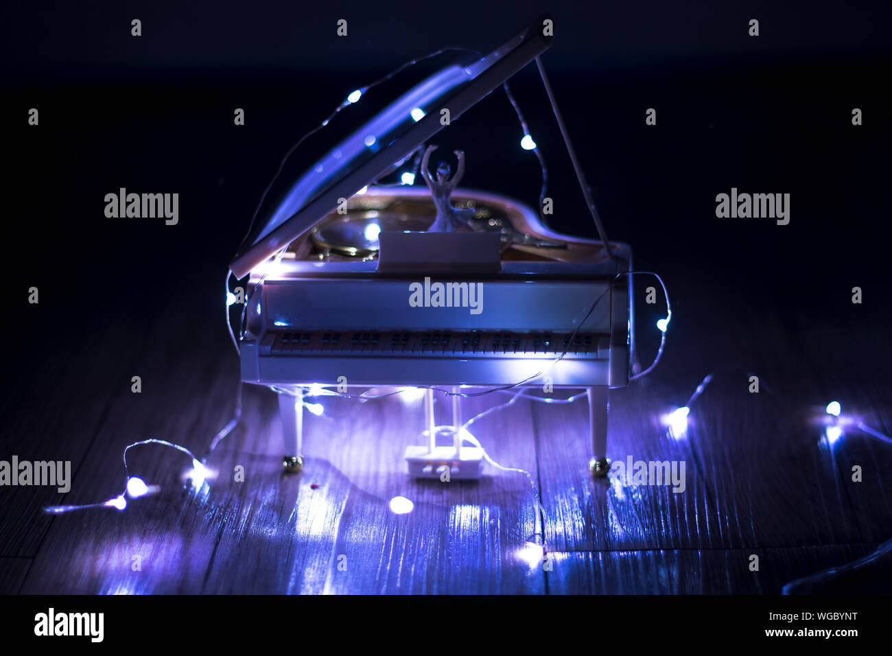Glowing Piano High Resolution Stock Photography and Images - Alamy
