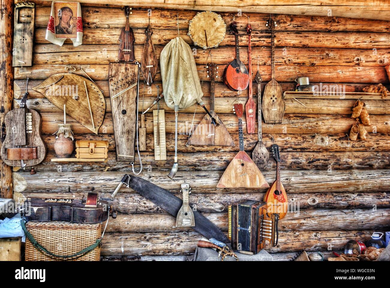 Wooden musical instruments hi-res stock photography and images - Alamy