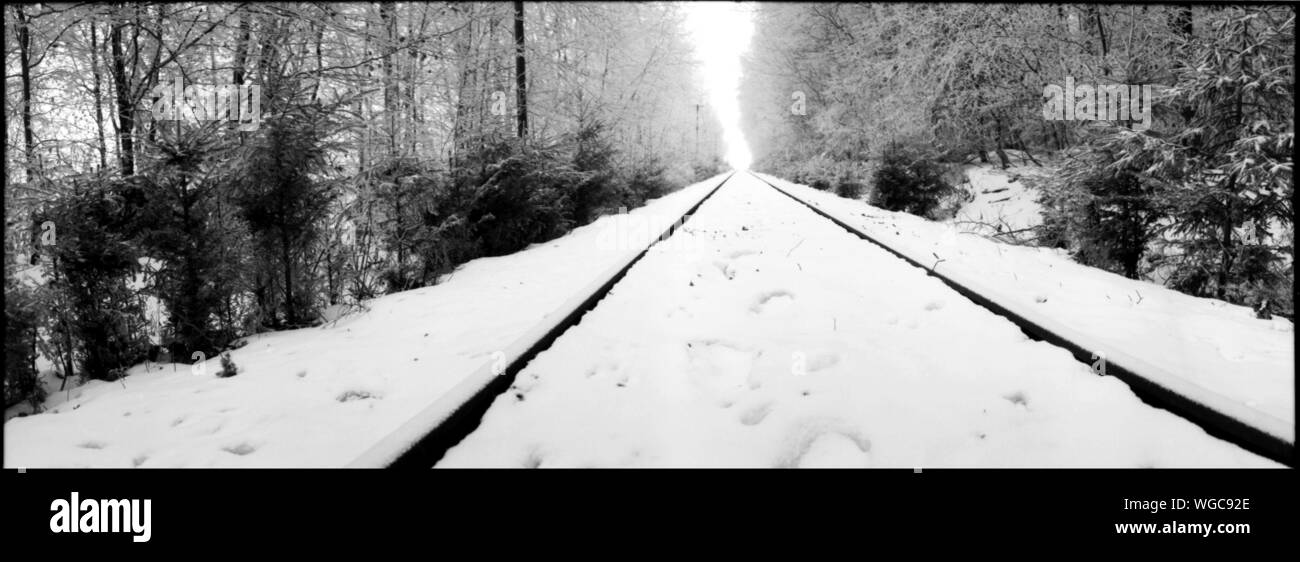 Cold winter with covered railroad track hi-res stock photography and ...