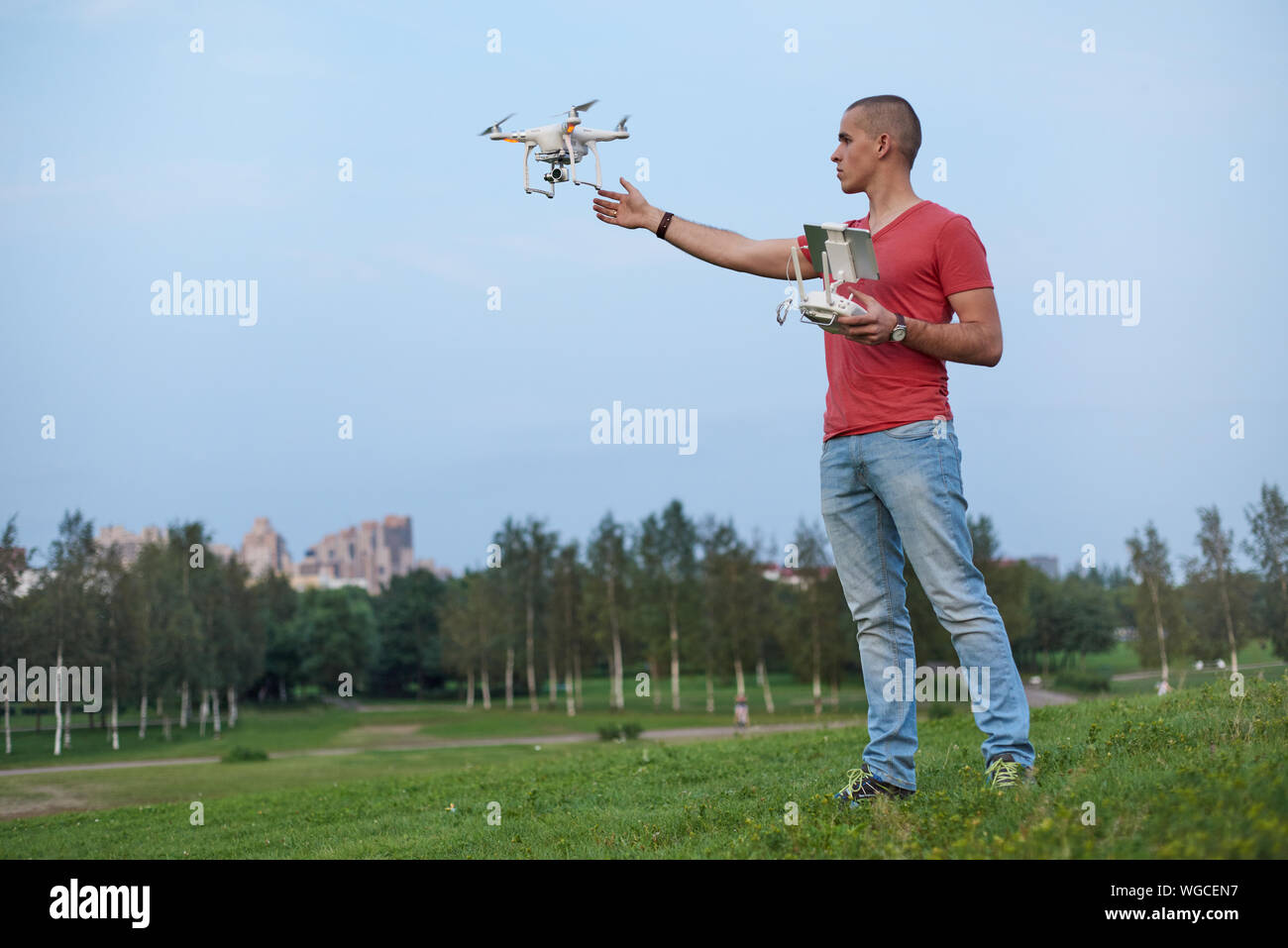 Remote controls man hi-res stock photography and images - Alamy