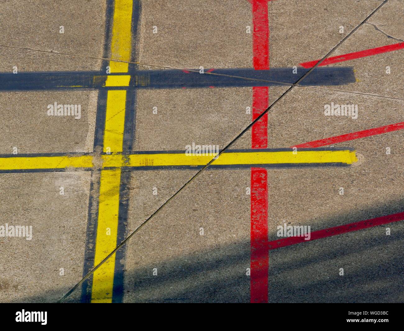 Red Road Markings High Resolution Stock Photography and Images - Alamy
