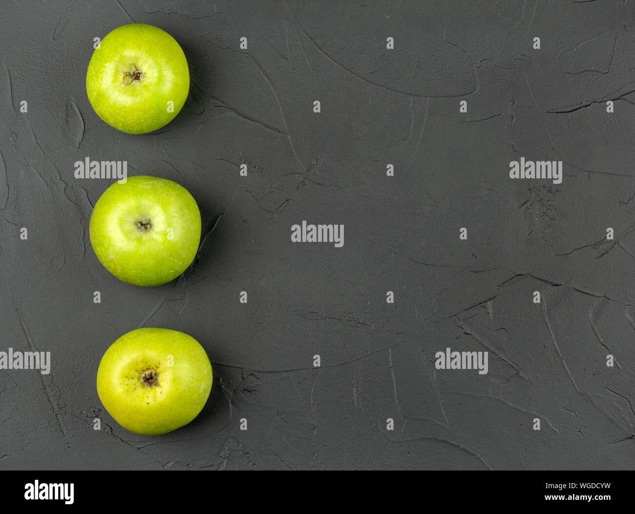 Vibrant green apple three hi-res stock photography and images - Alamy
