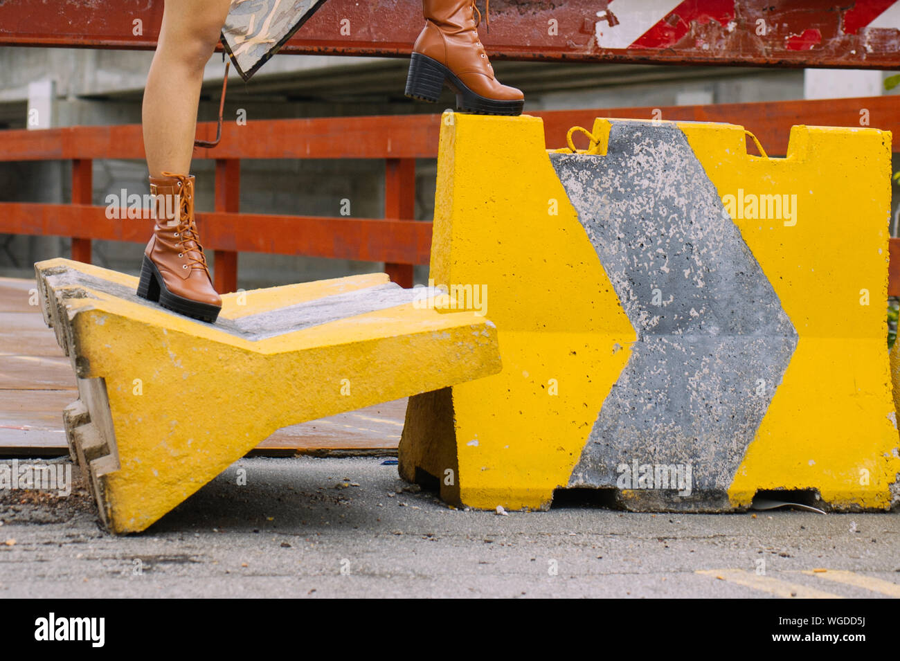 Human barricades hi-res stock photography and images - Alamy