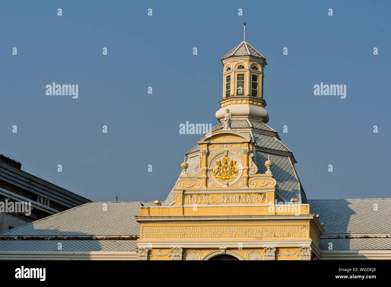 Old general post office bangkok hi-res stock photography and images - Alamy