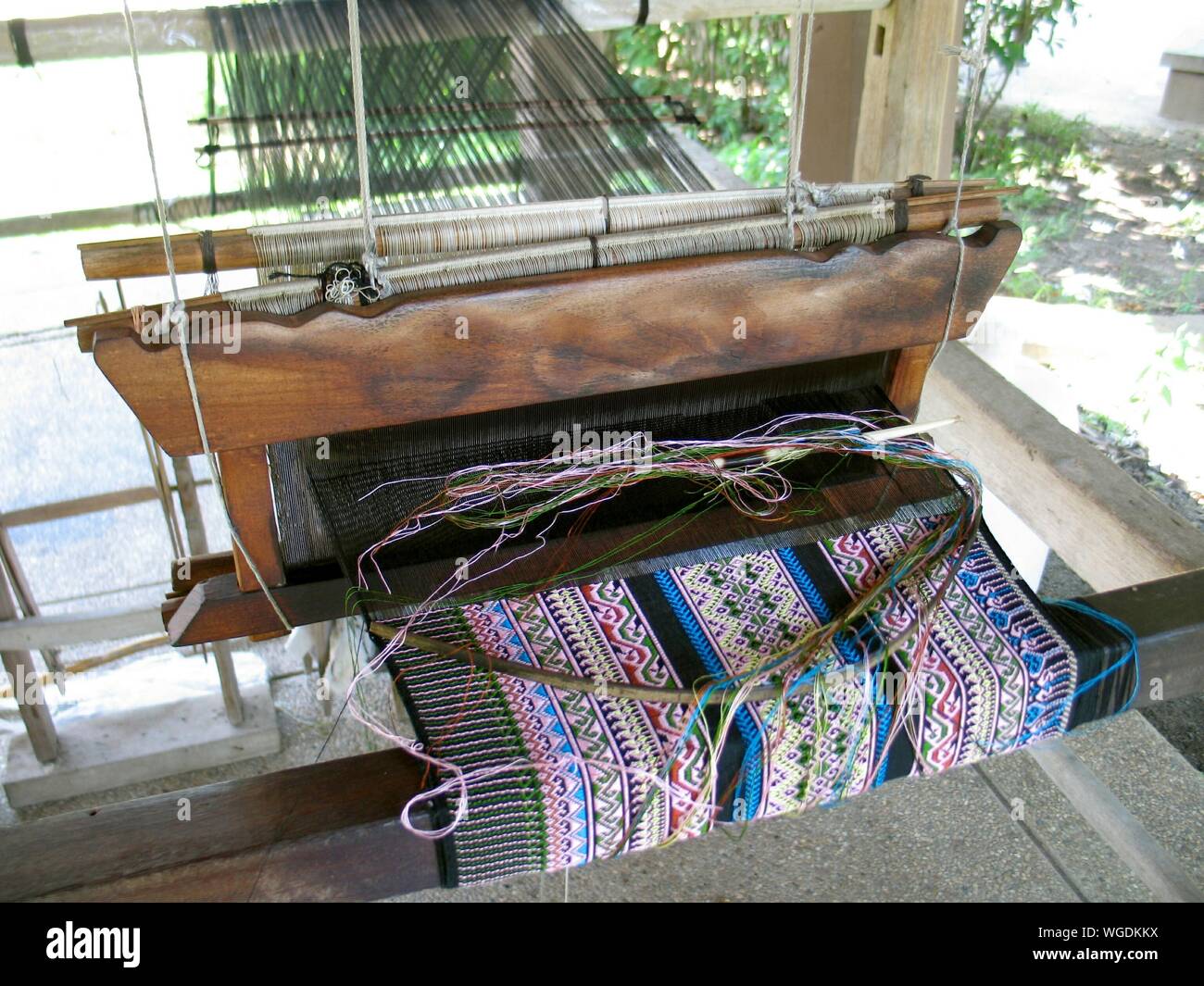 Old weaving loom hi-res stock photography and images - Alamy