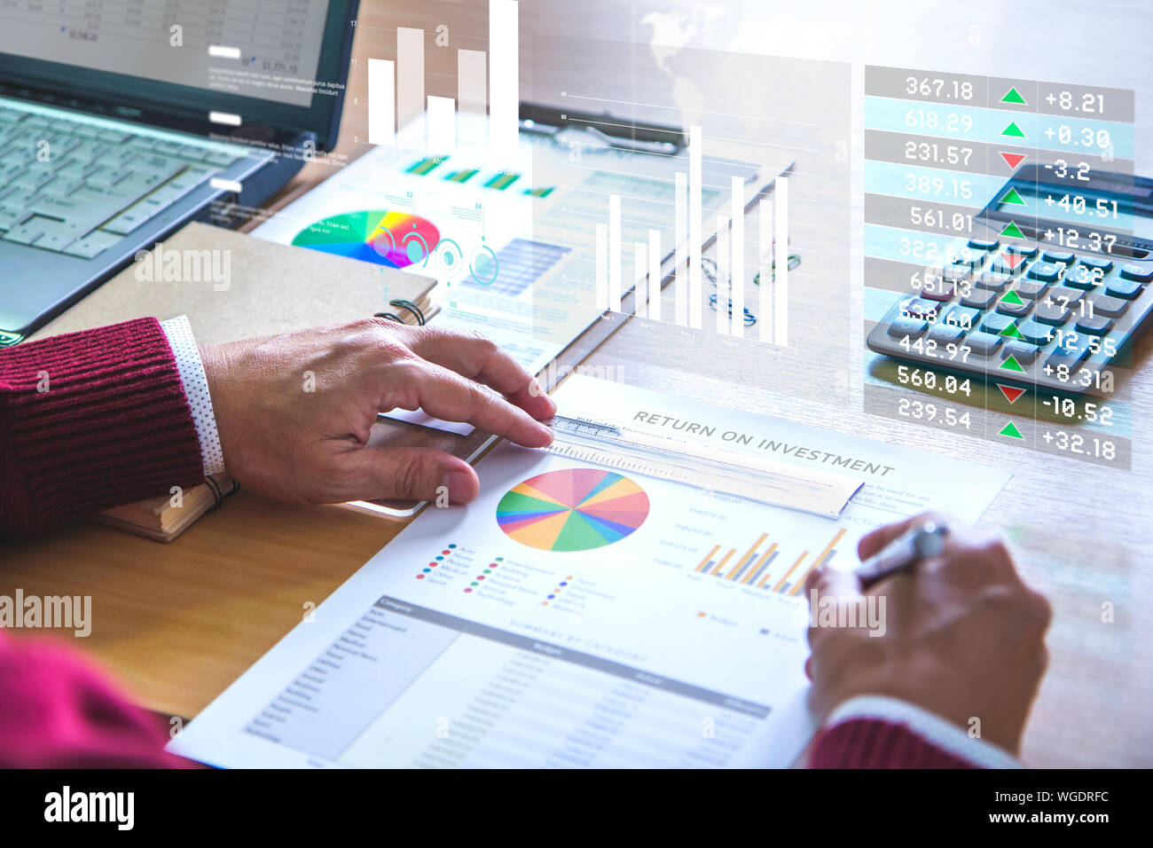 Reviewing report hi-res stock photography and images - Alamy