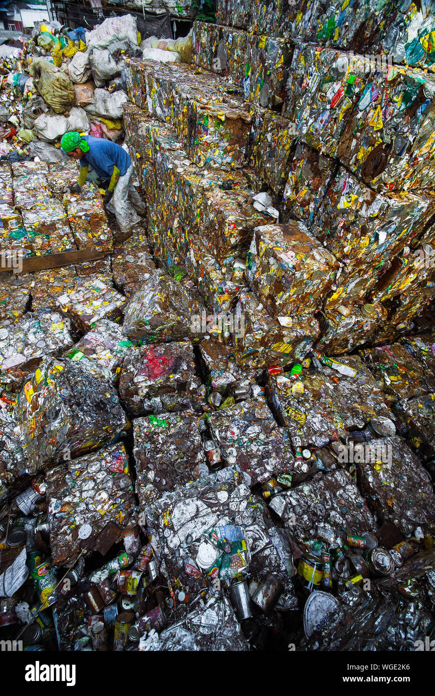 Garbage cubes hi-res stock photography and images - Alamy