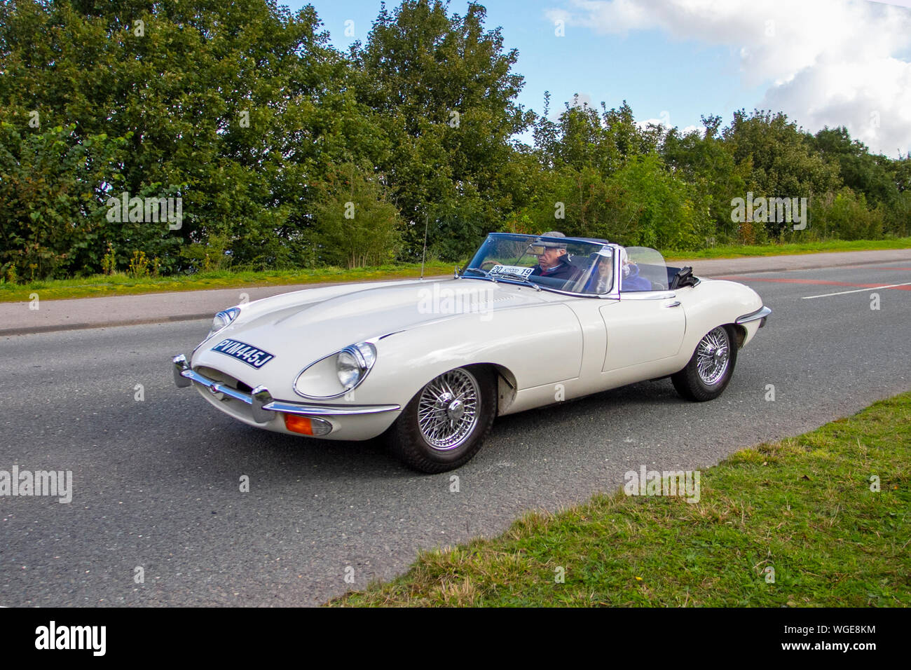 Cream Convertible Car High Resolution Stock Photography and Images - Alamy