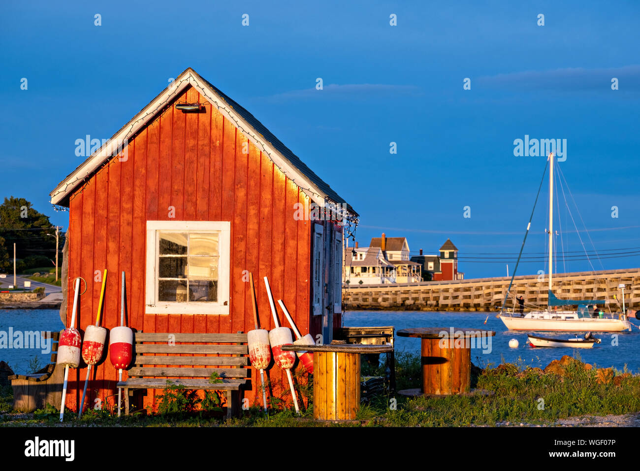 Crib stone bridge hi-res stock photography and images - Alamy