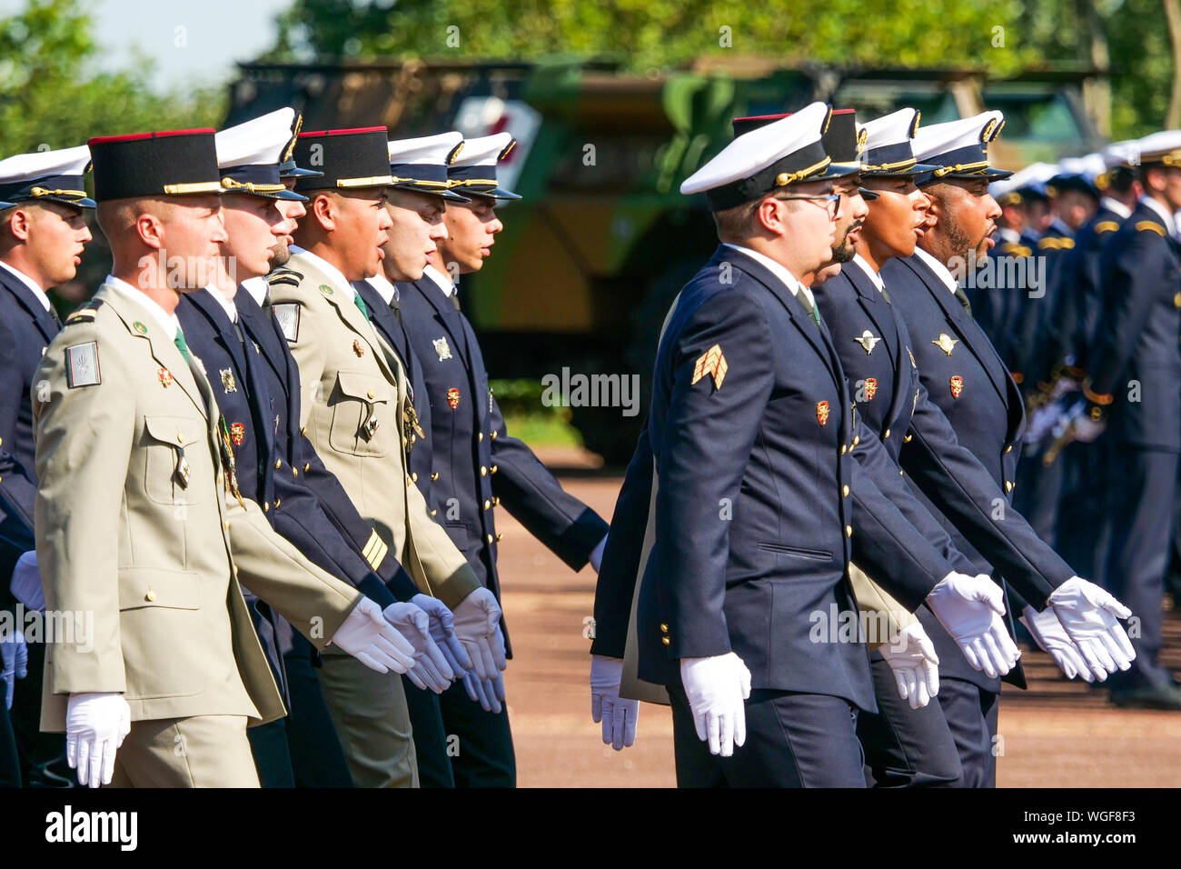 Welcoming ceremony for the new pupils at French Military Health School ...