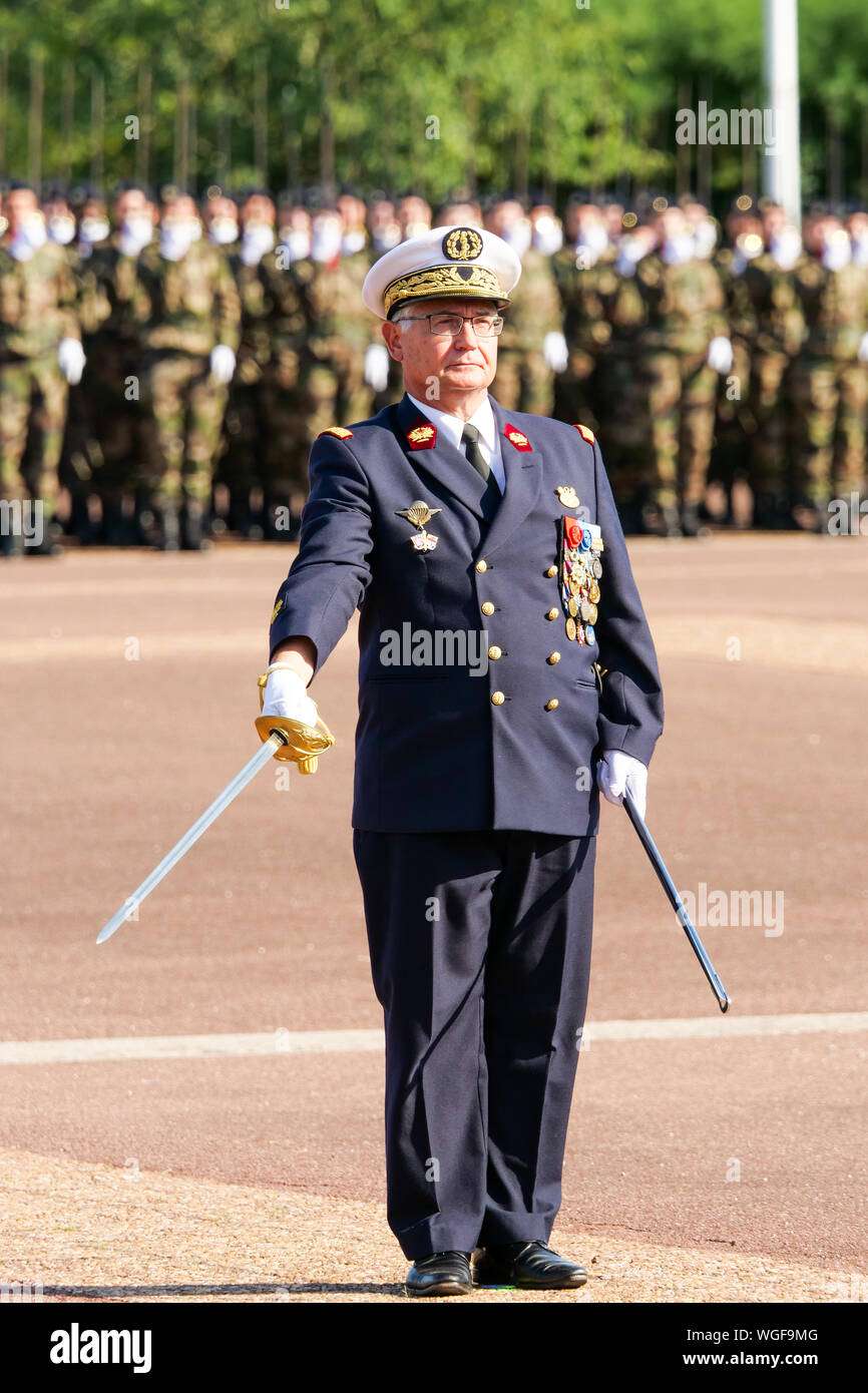 Welcoming ceremony for the new pupils at French Military Health School ...