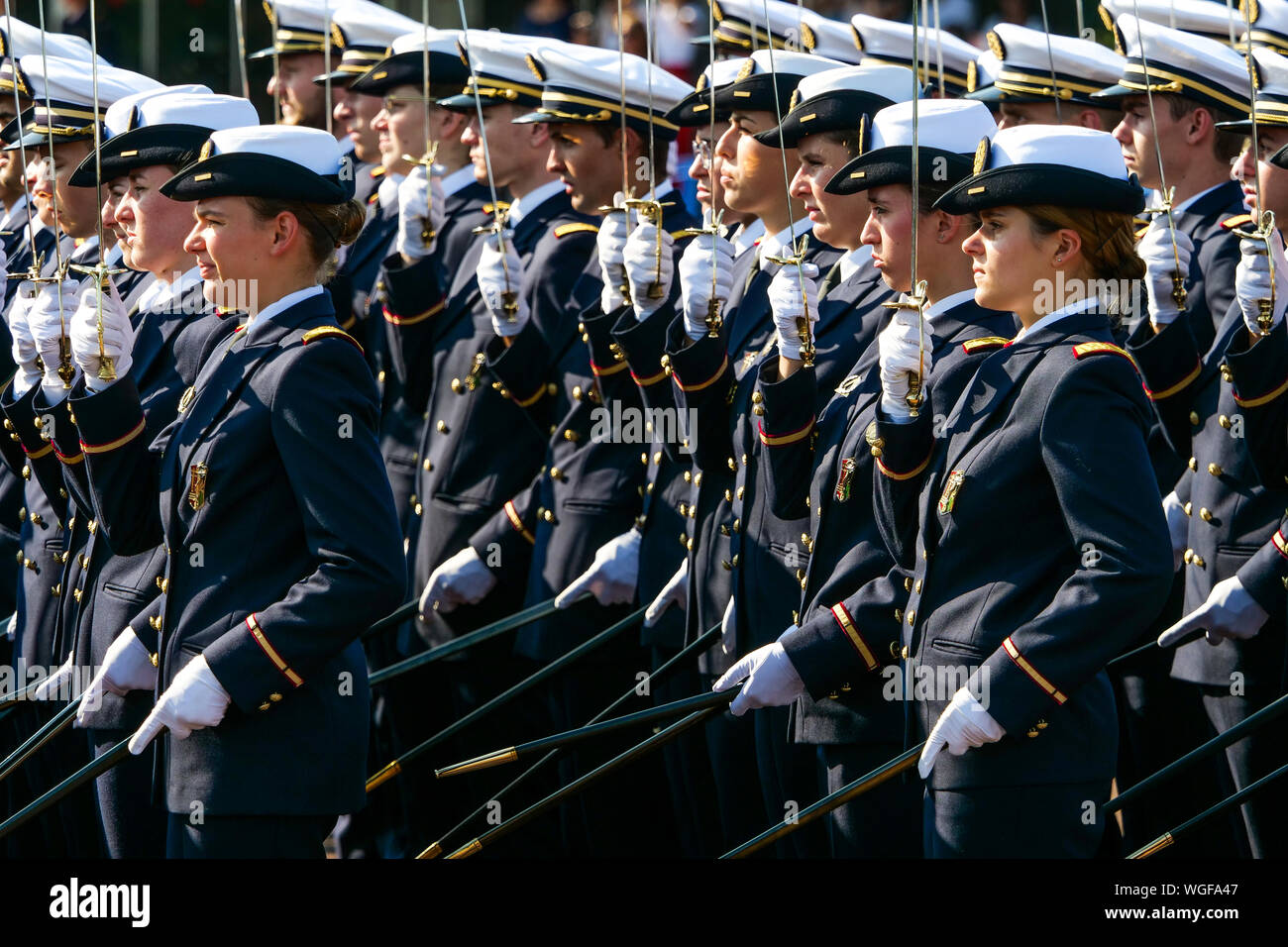 Welcoming ceremony for the new pupils at French Military Health School ...