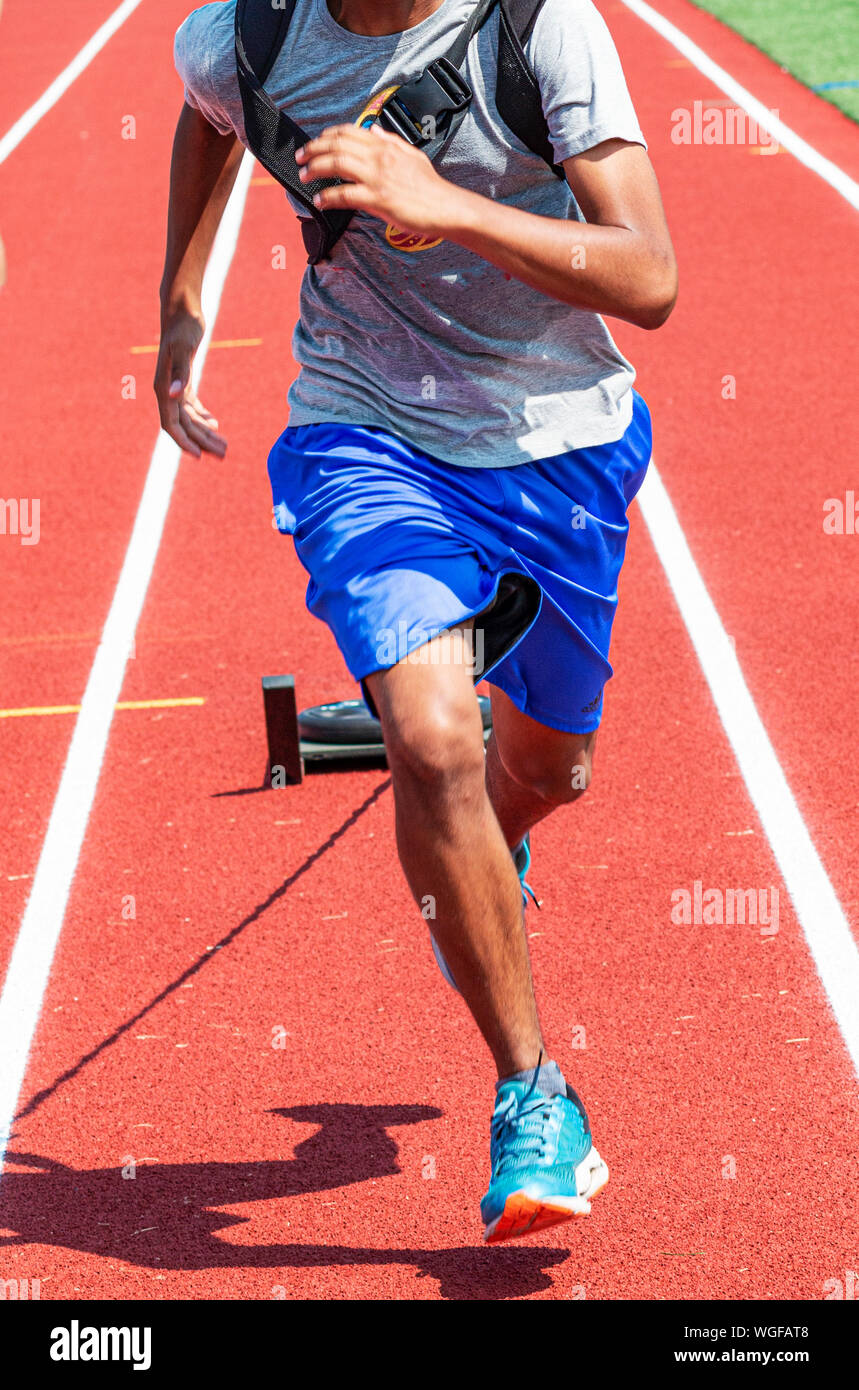 People dragging a sled hi-res stock photography and images - Alamy
