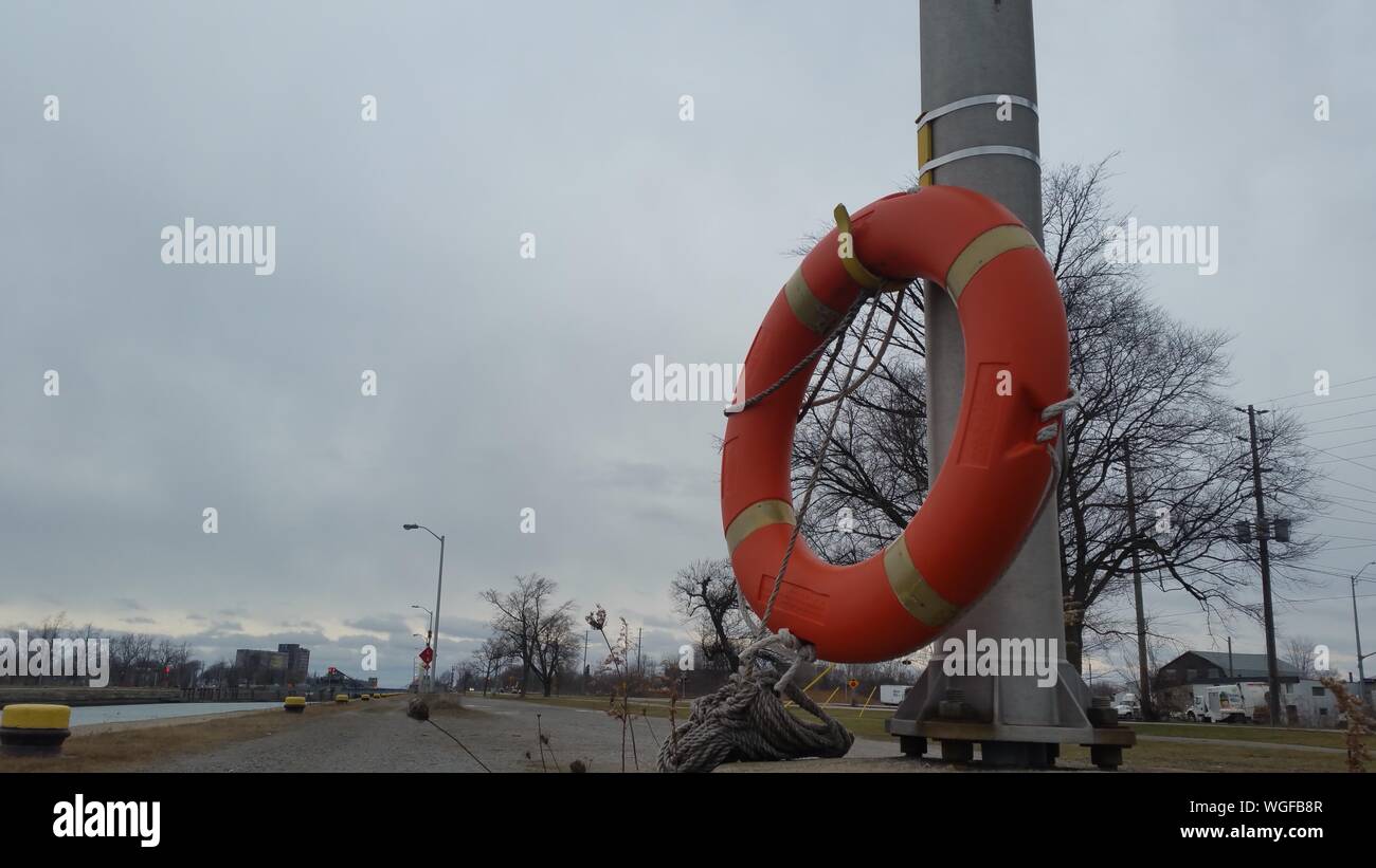 Metal ring on pole hi-res stock photography and images - Alamy
