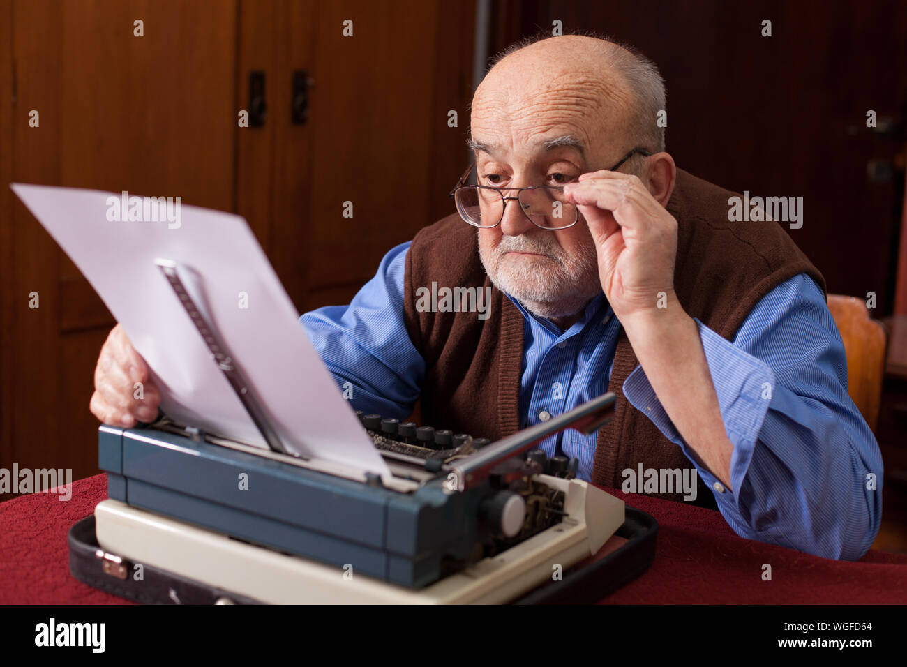 Old man writing letter hi-res stock photography and images - Alamy