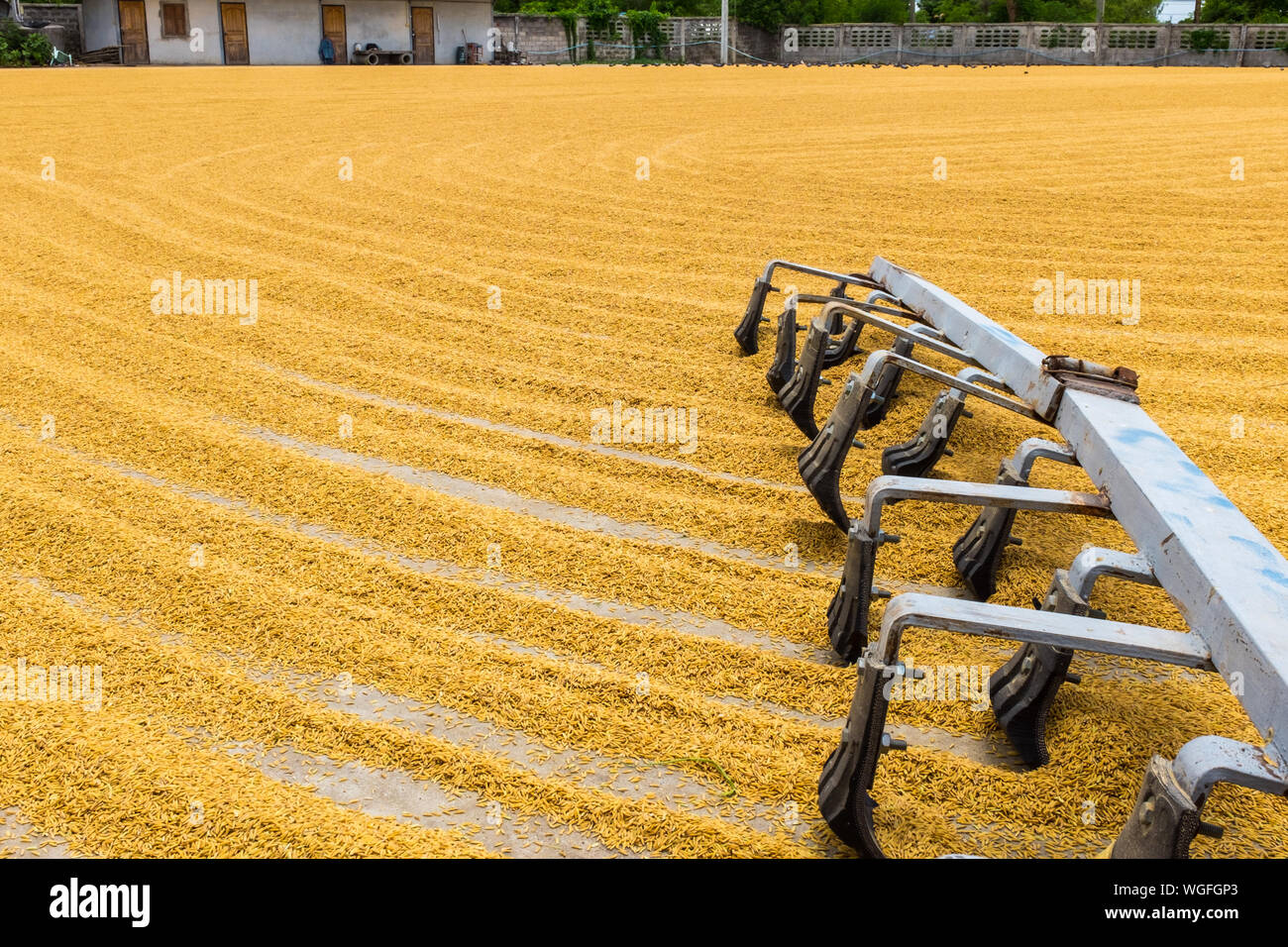 Make agricultural equipment hi-res stock photography and images - Alamy