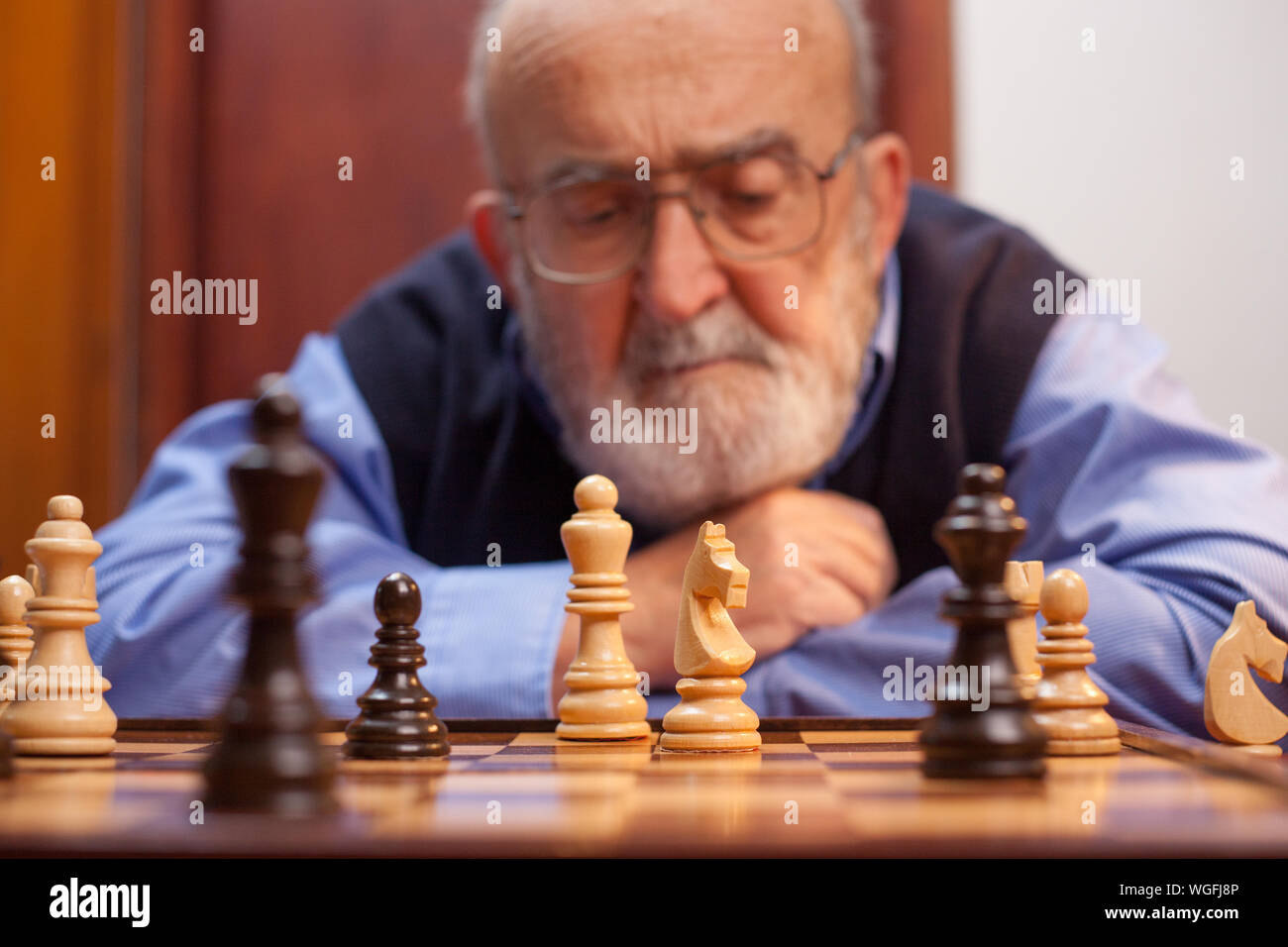 Man playing chess man playing chess hi-res stock photography and images ...