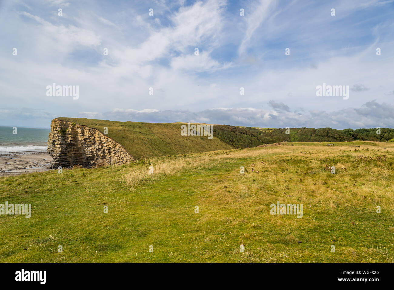 Coast beach monuments wales hi-res stock photography and images - Alamy