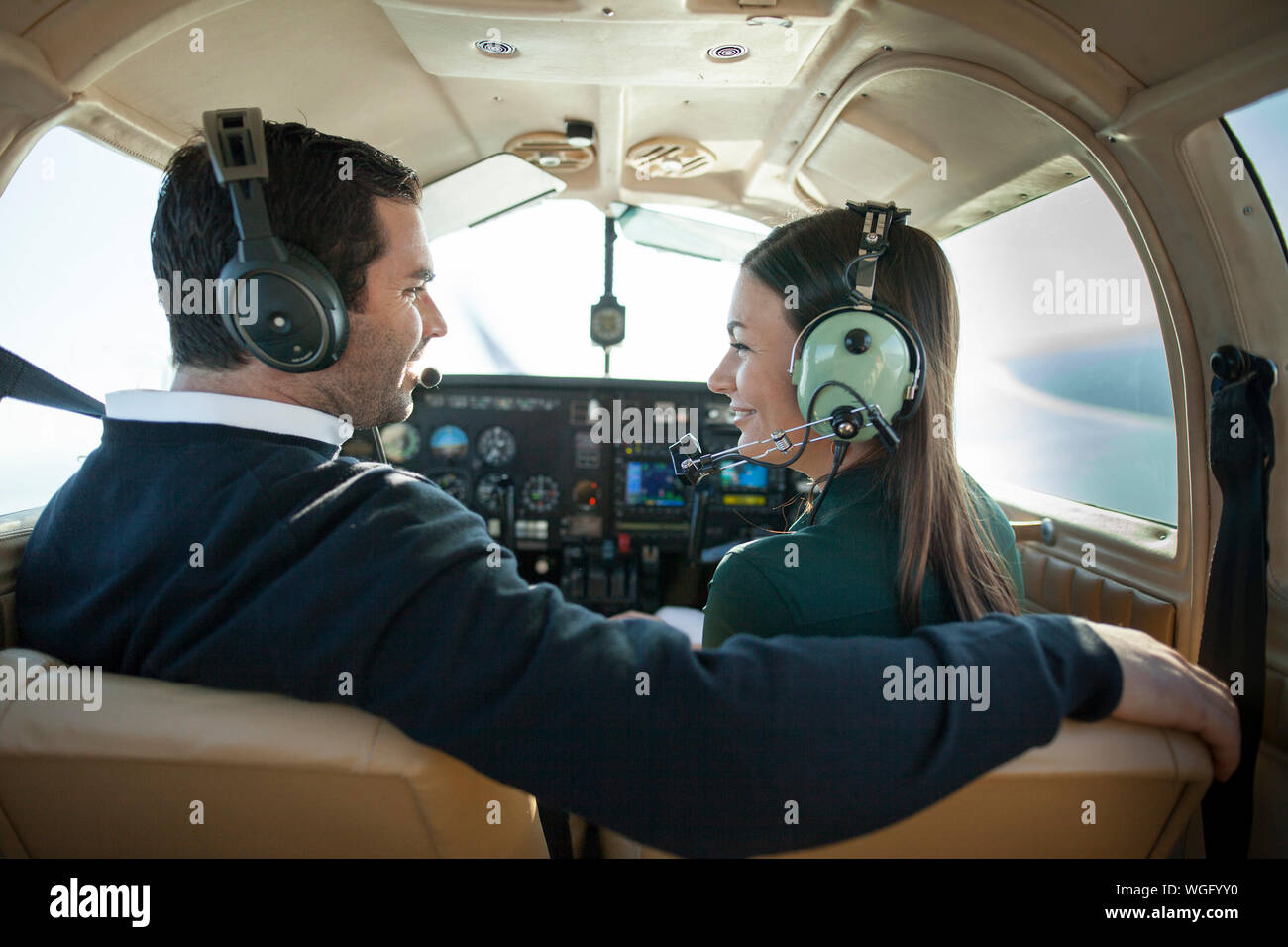 Business woman in air private hi-res stock photography and images - Alamy