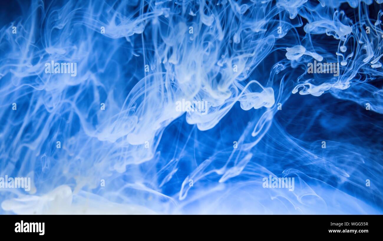 Color smoke frame hi-res stock photography and images - Alamy