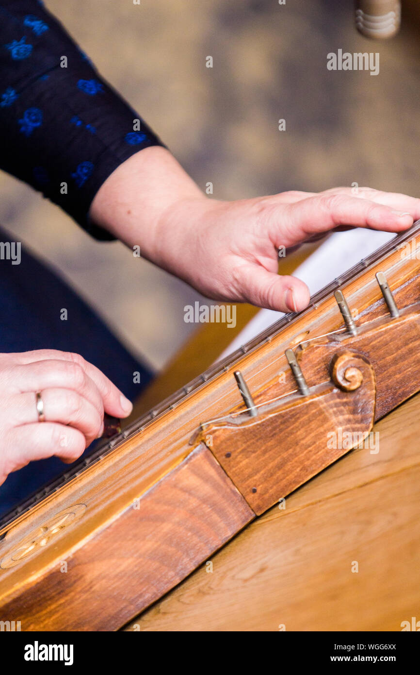 Zither High Resolution Stock Photography and Images - Alamy