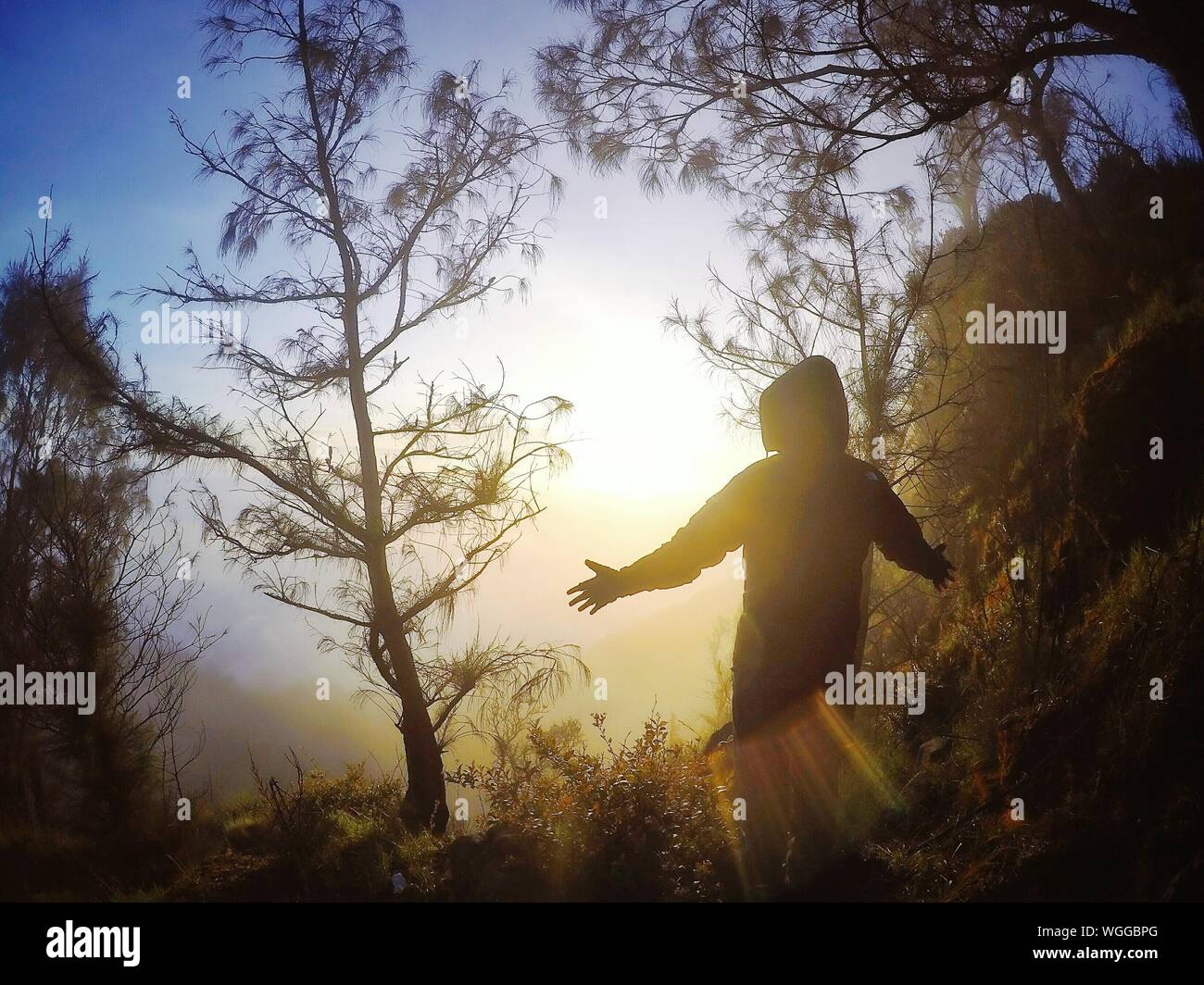 Enjoying sunrise hi-res stock photography and images - Alamy