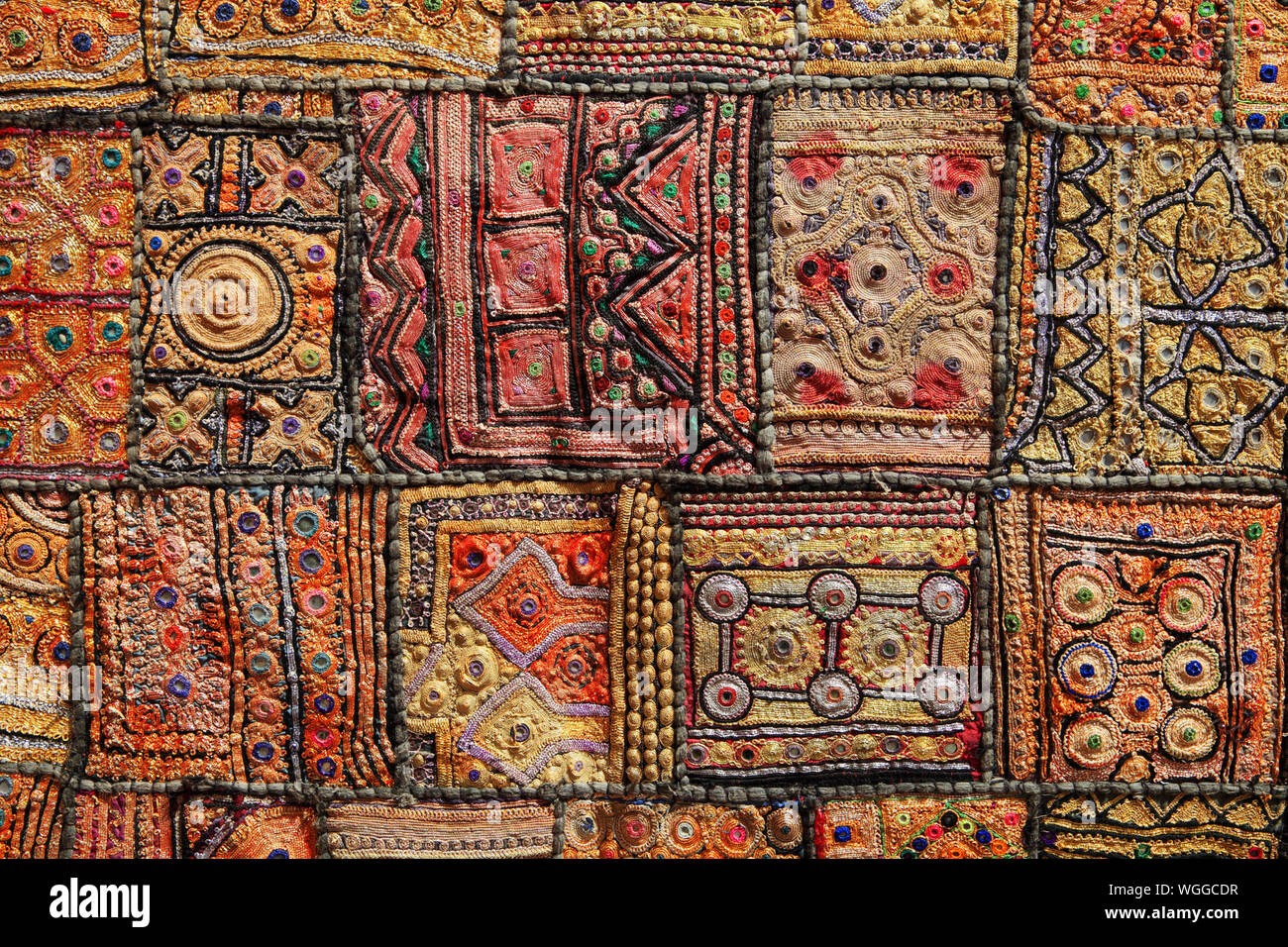 Carpet traditional craft hi-res stock photography and images - Alamy