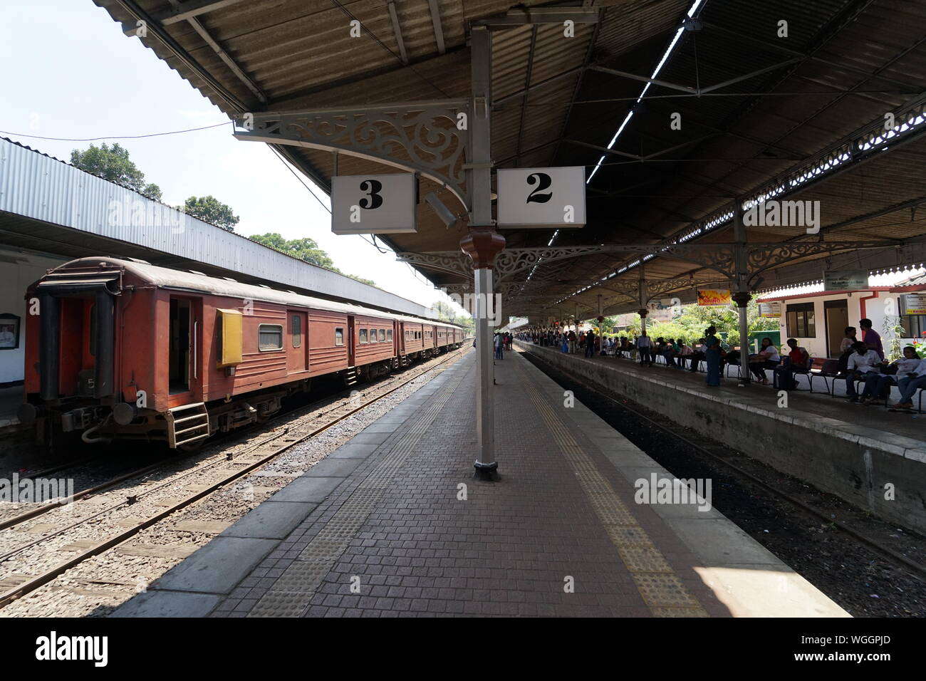 Kandy Railway Station Stock Photo - Alamy