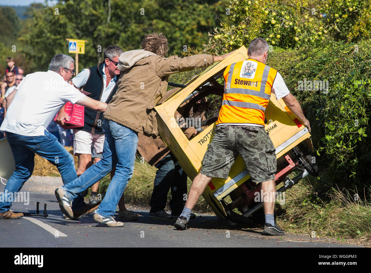 Only fools and horses van hi-res stock photography and images - Alamy