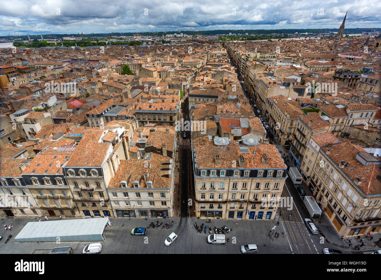 Bordeaux france city aerial hi-res stock photography and images - Alamy
