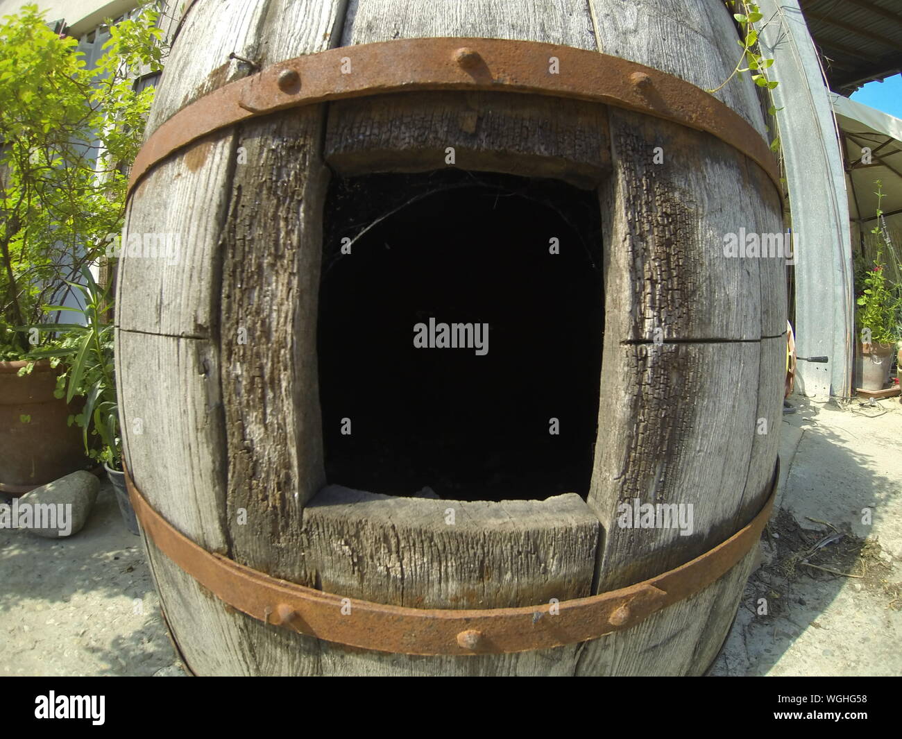 Barrel Shape Stock Photos & Barrel Shape Stock Images - Alamy