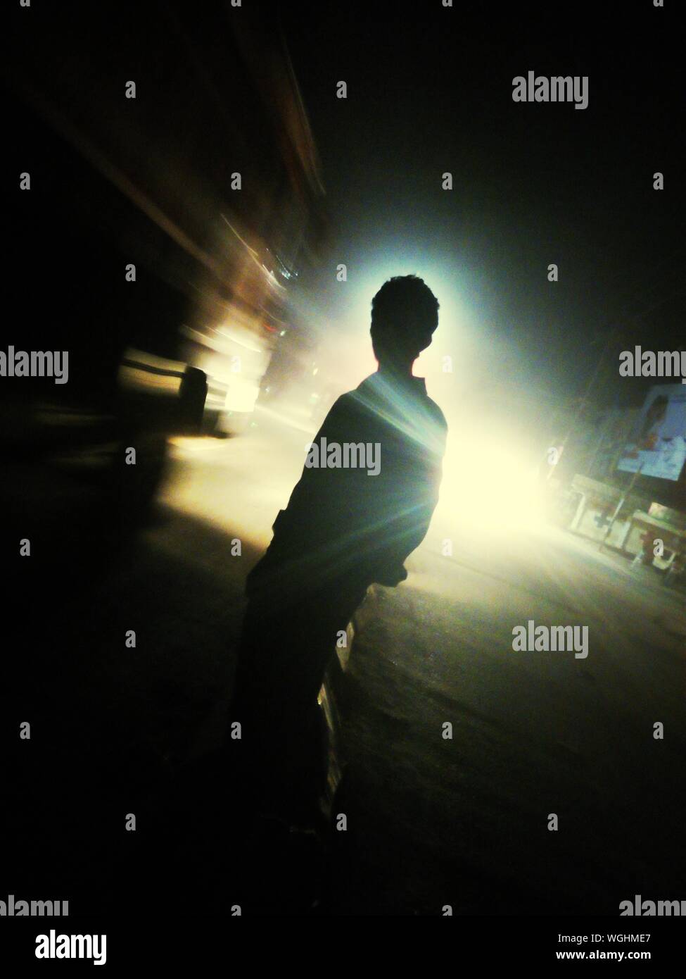 Full headlights hi-res stock photography and images - Alamy