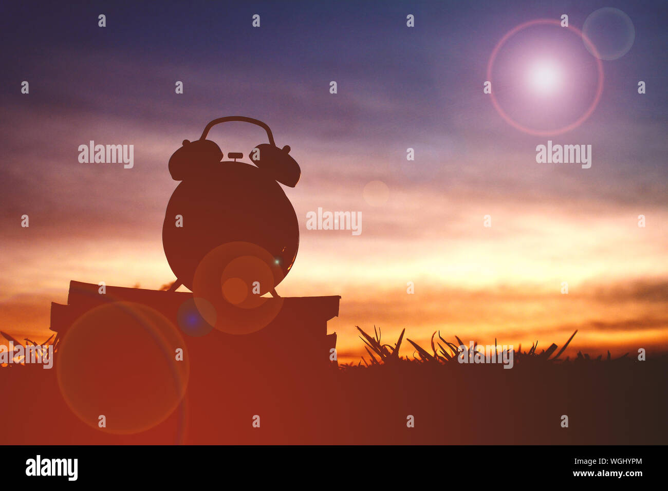 Sun moon clock hi-res stock photography and images - Alamy