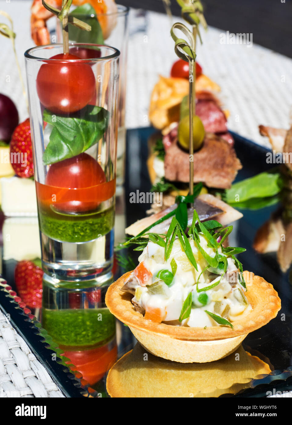 Vegetable canapes hi-res stock photography and images - Alamy