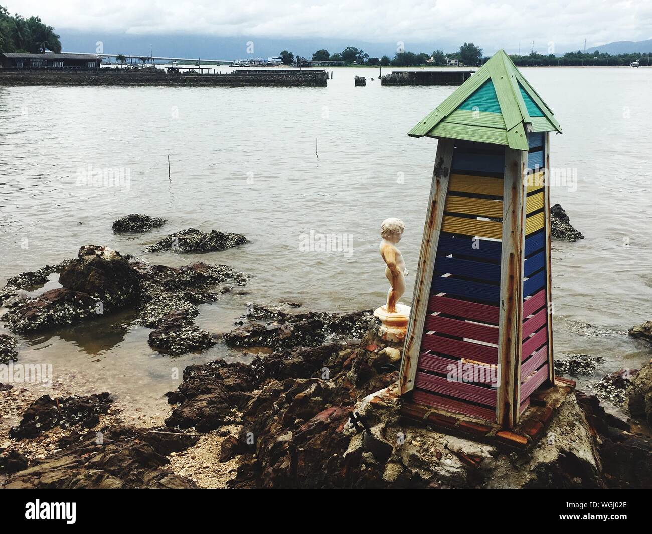 Rock sea structure hi-res stock photography and images - Alamy