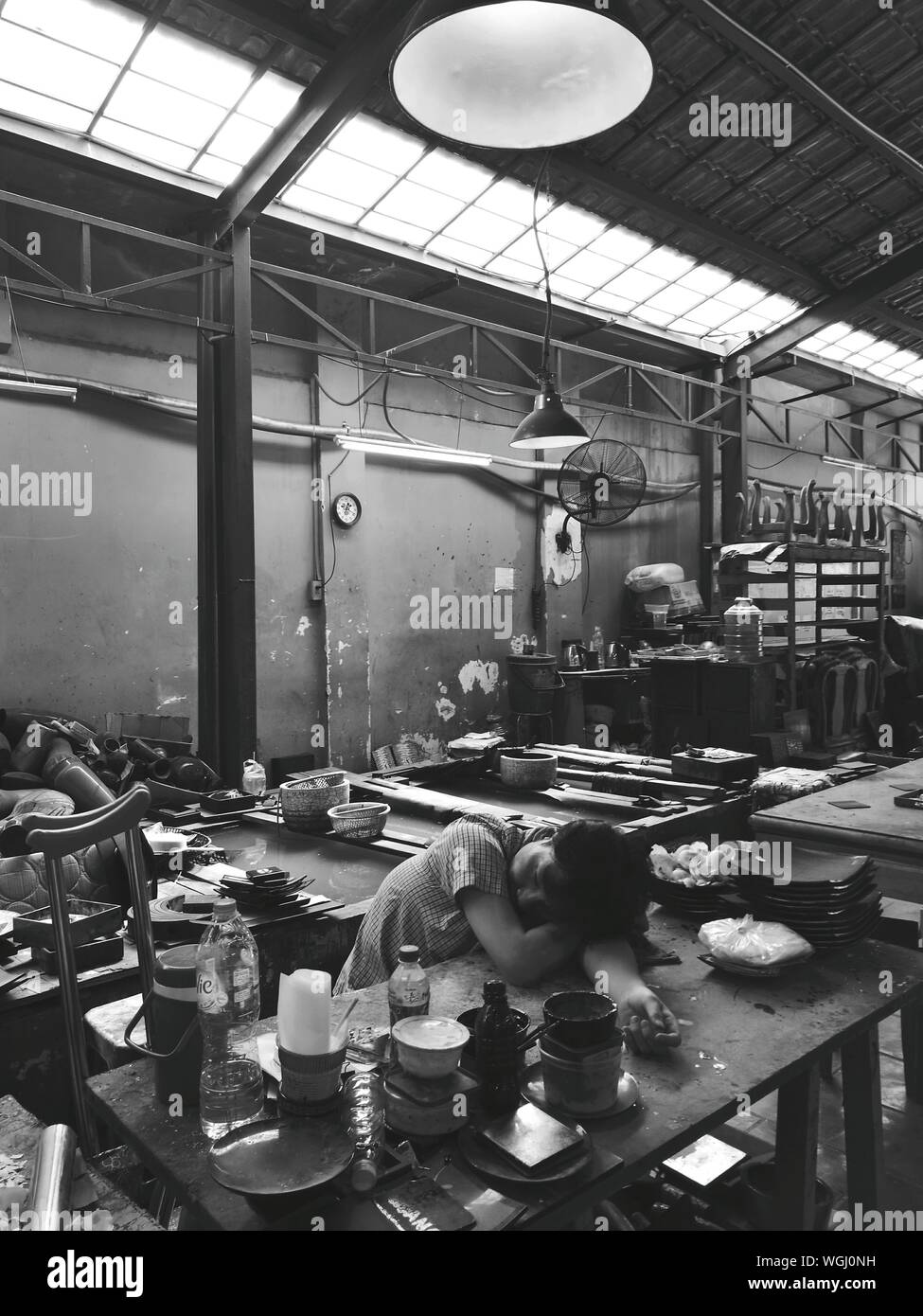 Factory break asia hi-res stock photography and images - Alamy