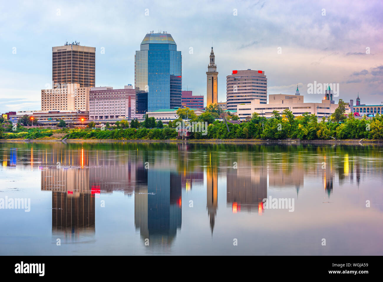 Springfield, Massachusetts, USA downtown skyline at dusk Stock Photo ...