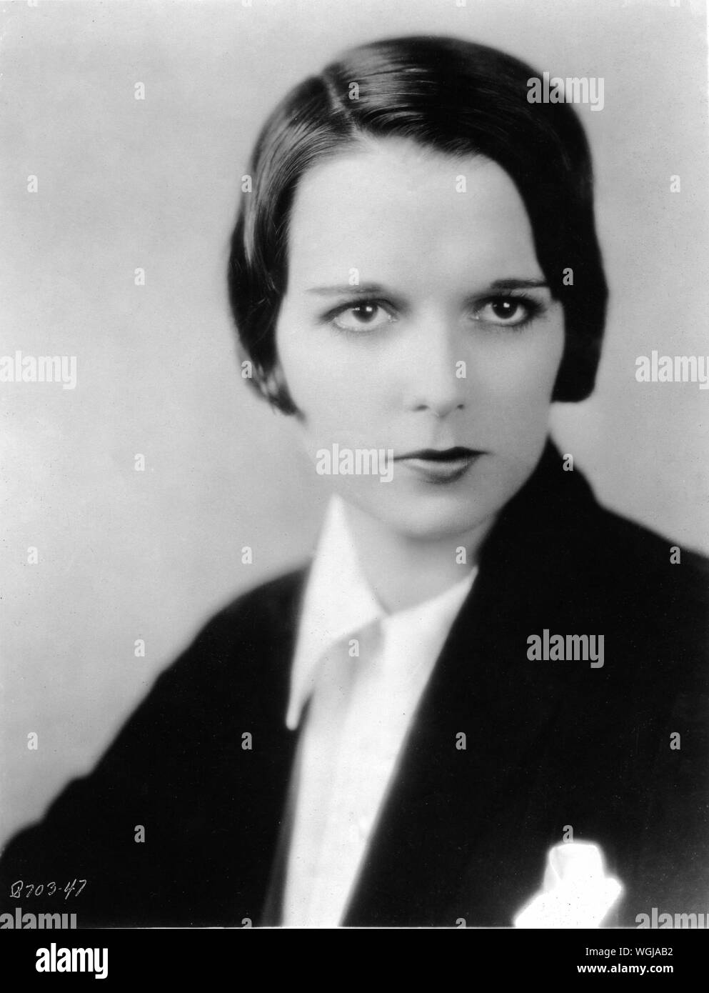 LOUISE BROOKS 1927 portrait by EUGENE ROBERT RICHEE Paramount Pictures ...