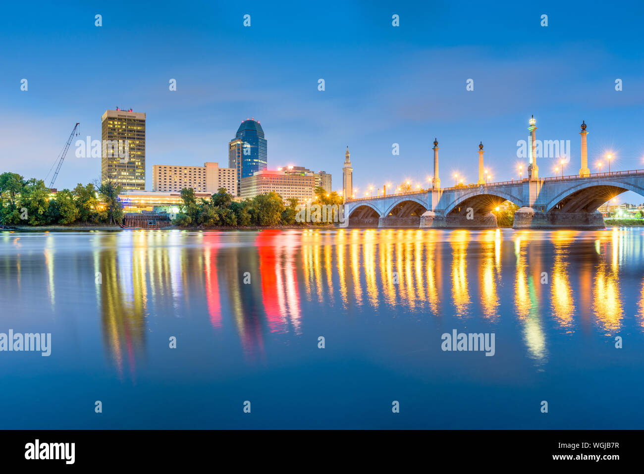 Springfield, Massachusetts, USA downtown skyline at dusk Stock Photo ...