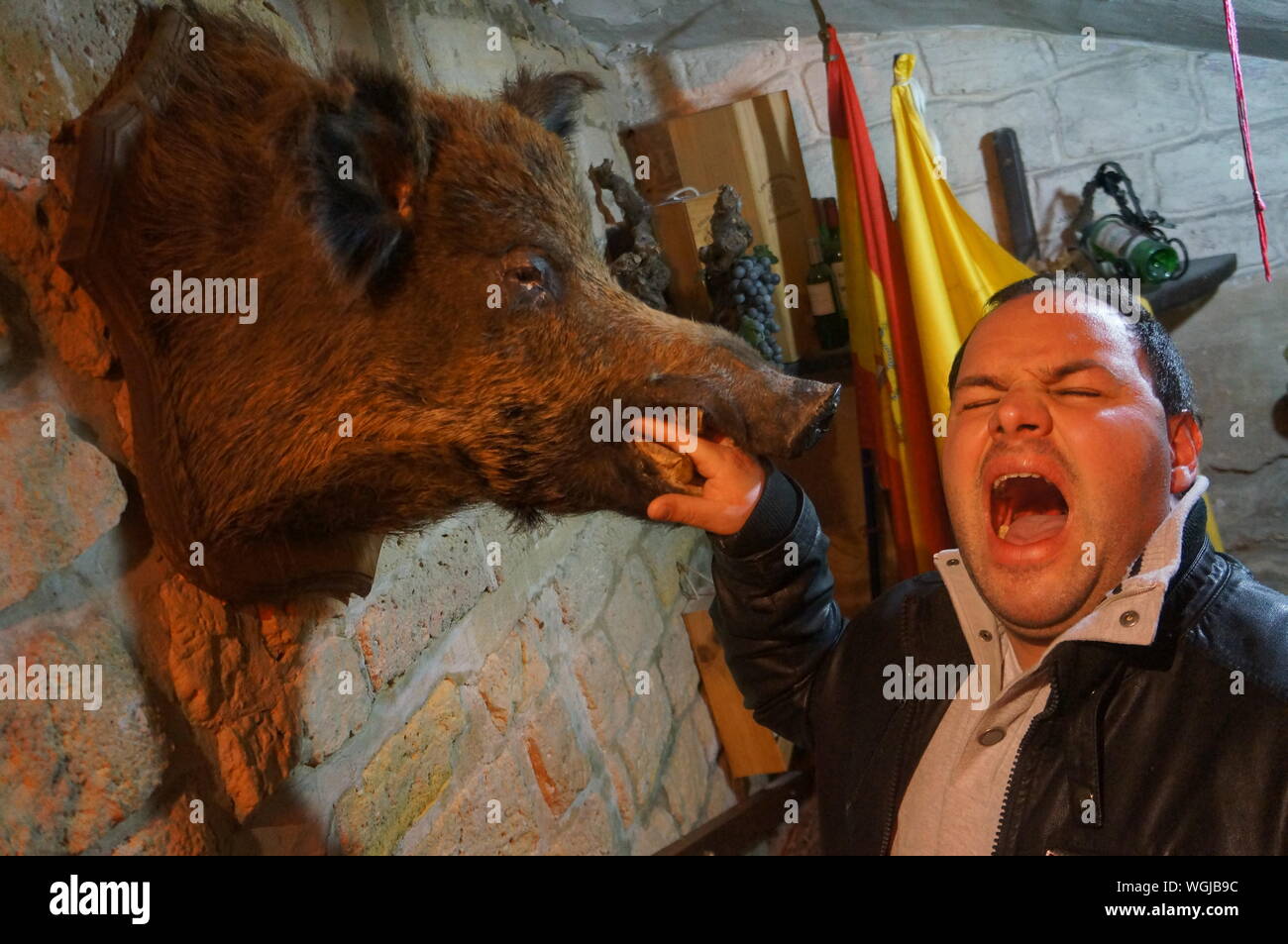 Dead man hanging hi-res stock photography and images - Alamy