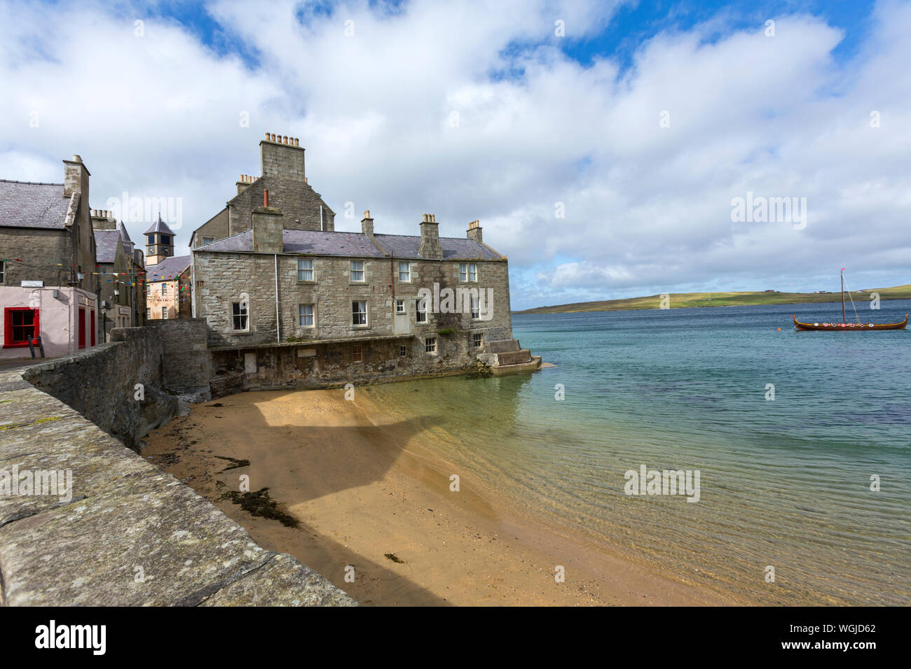 Bains Beach Lerwick High Resolution Stock Photography and Images - Alamy