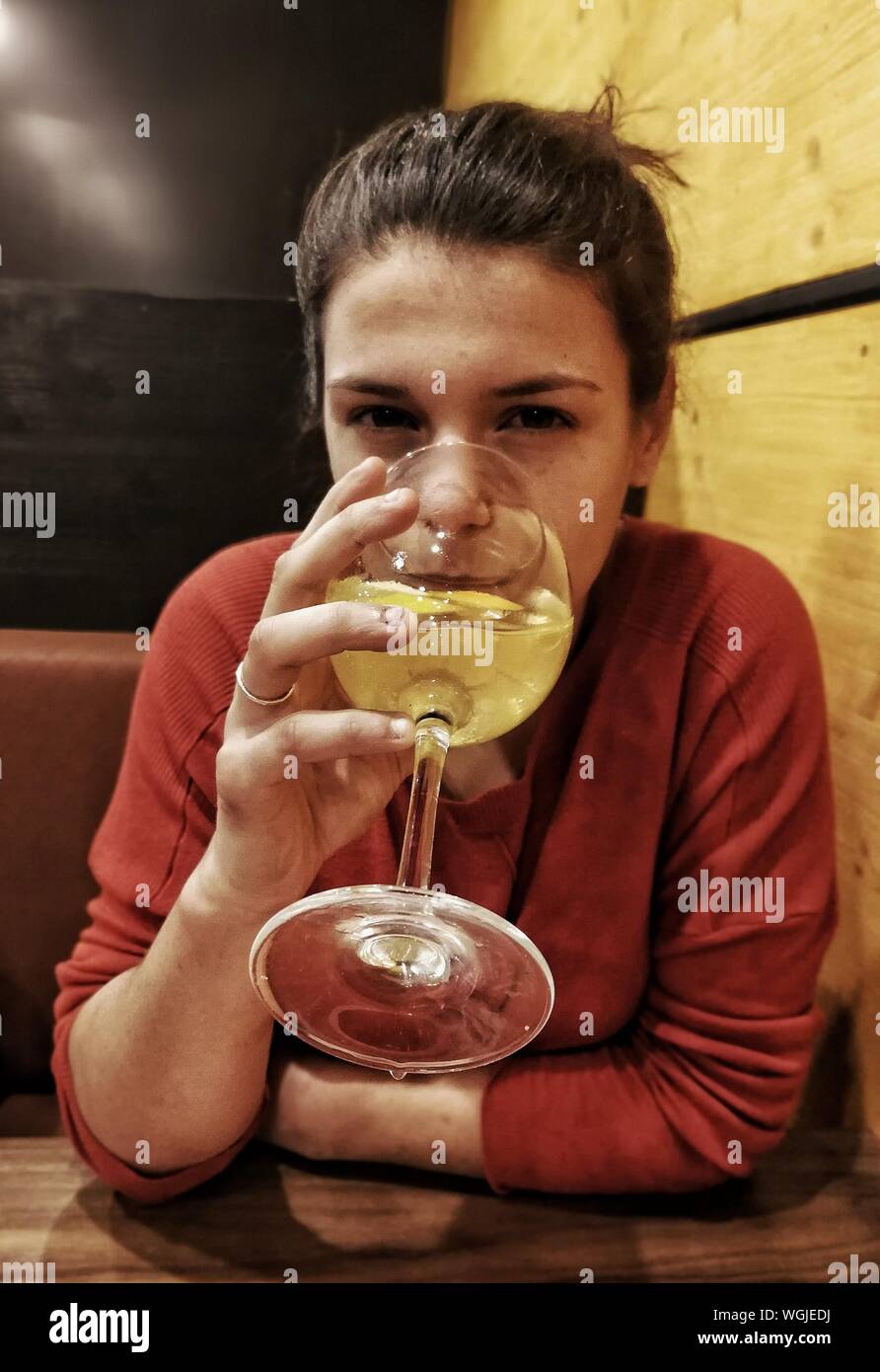 Woman alcoholic hi-res stock photography and images - Alamy