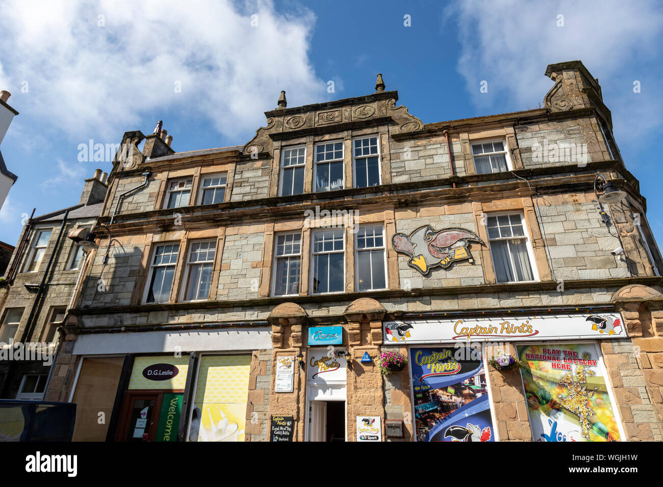 Pub building hi-res stock photography and images - Alamy