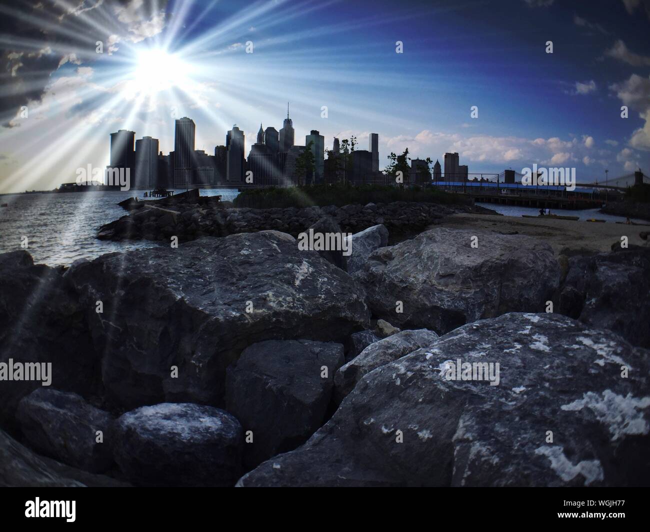 Shining city hi-res stock photography and images - Alamy