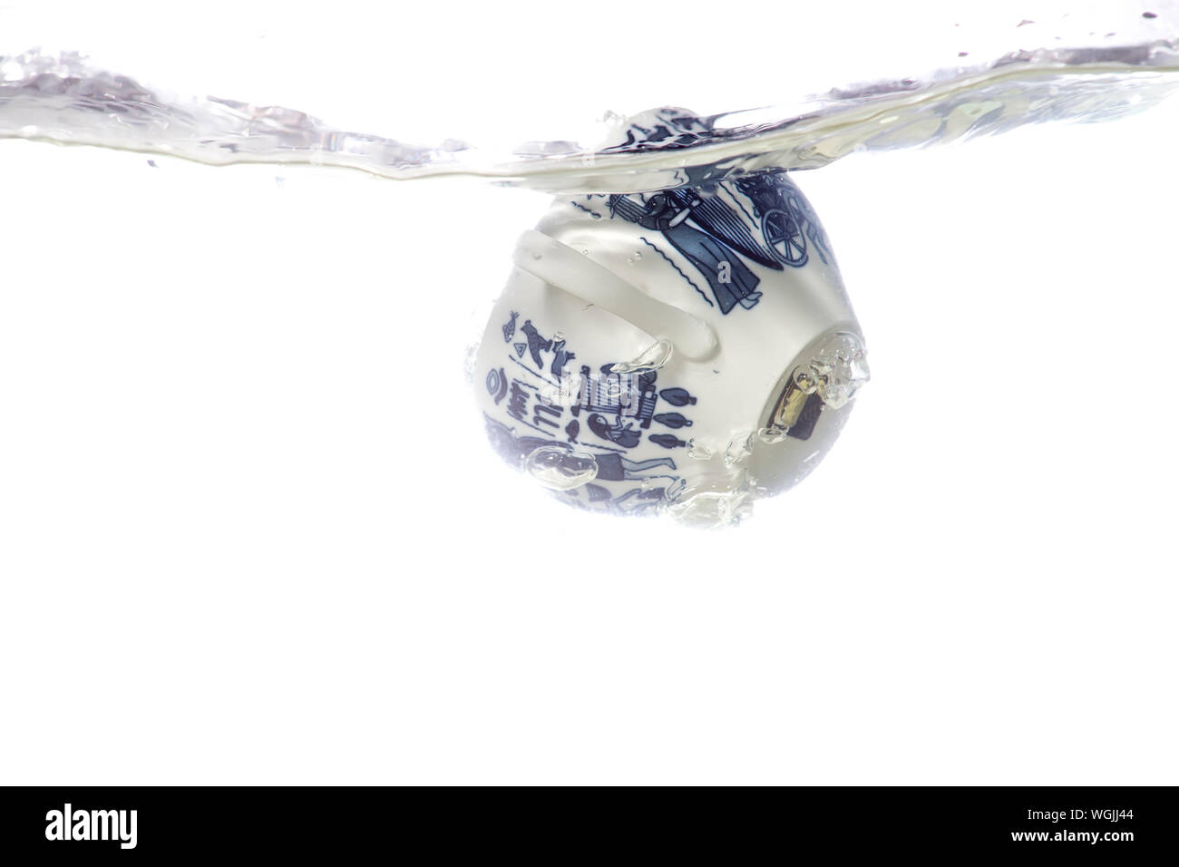 Tea color water hi-res stock photography and images - Alamy