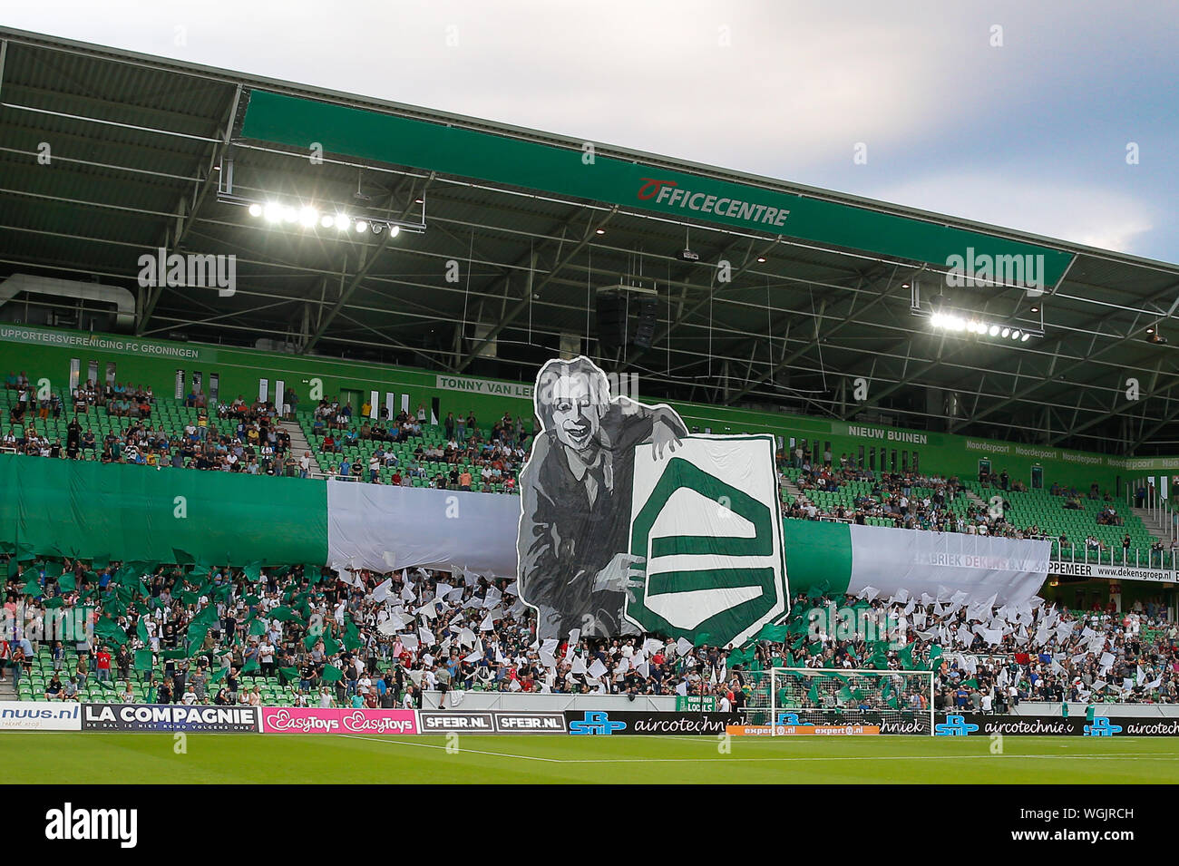 Fc groningen fans heracles hi-res stock photography and images - Alamy