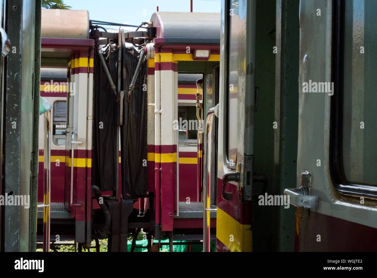 Vehicle coupling hi-res stock photography and images - Alamy