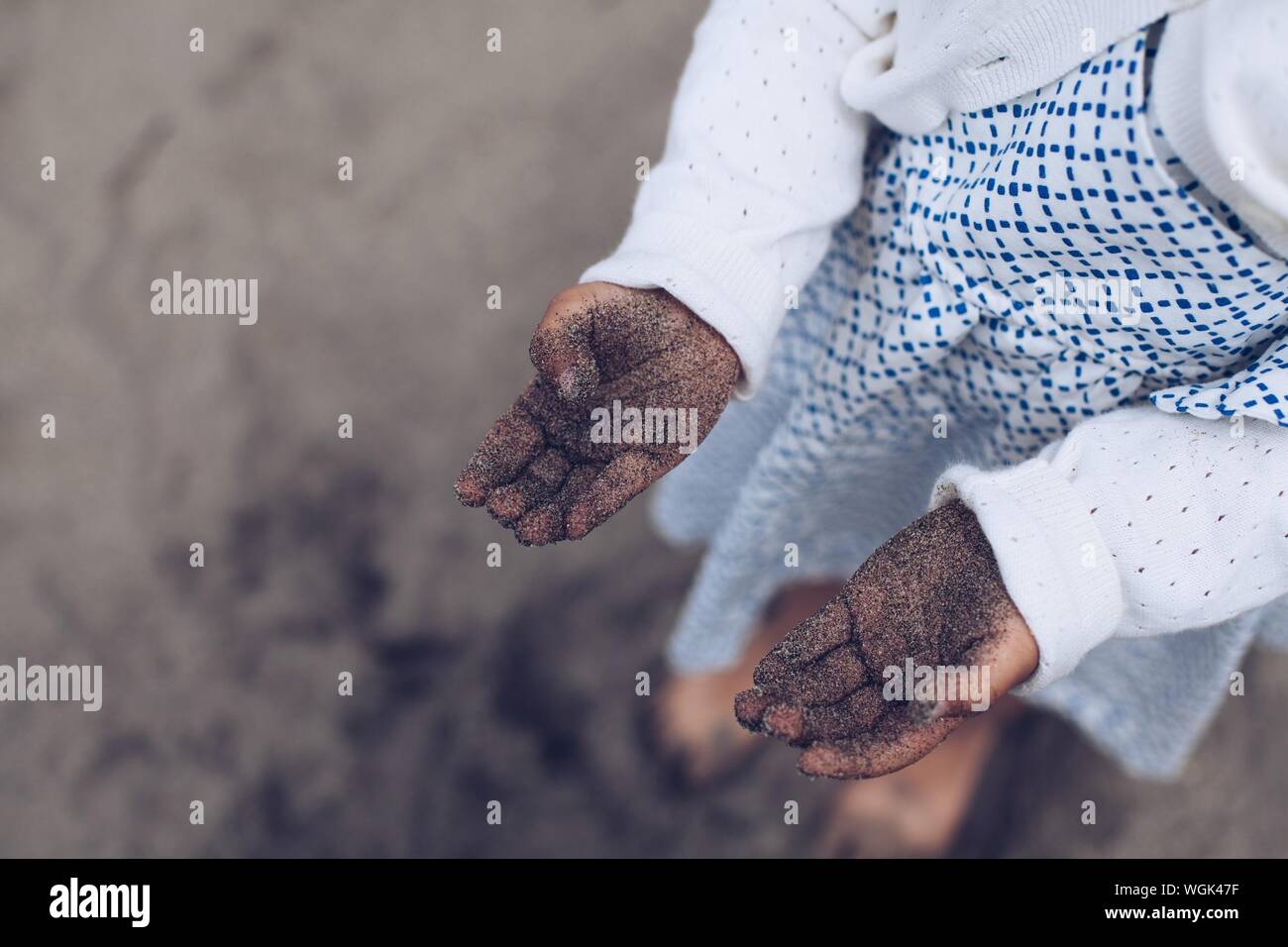 Full hands hi-res stock photography and images - Alamy