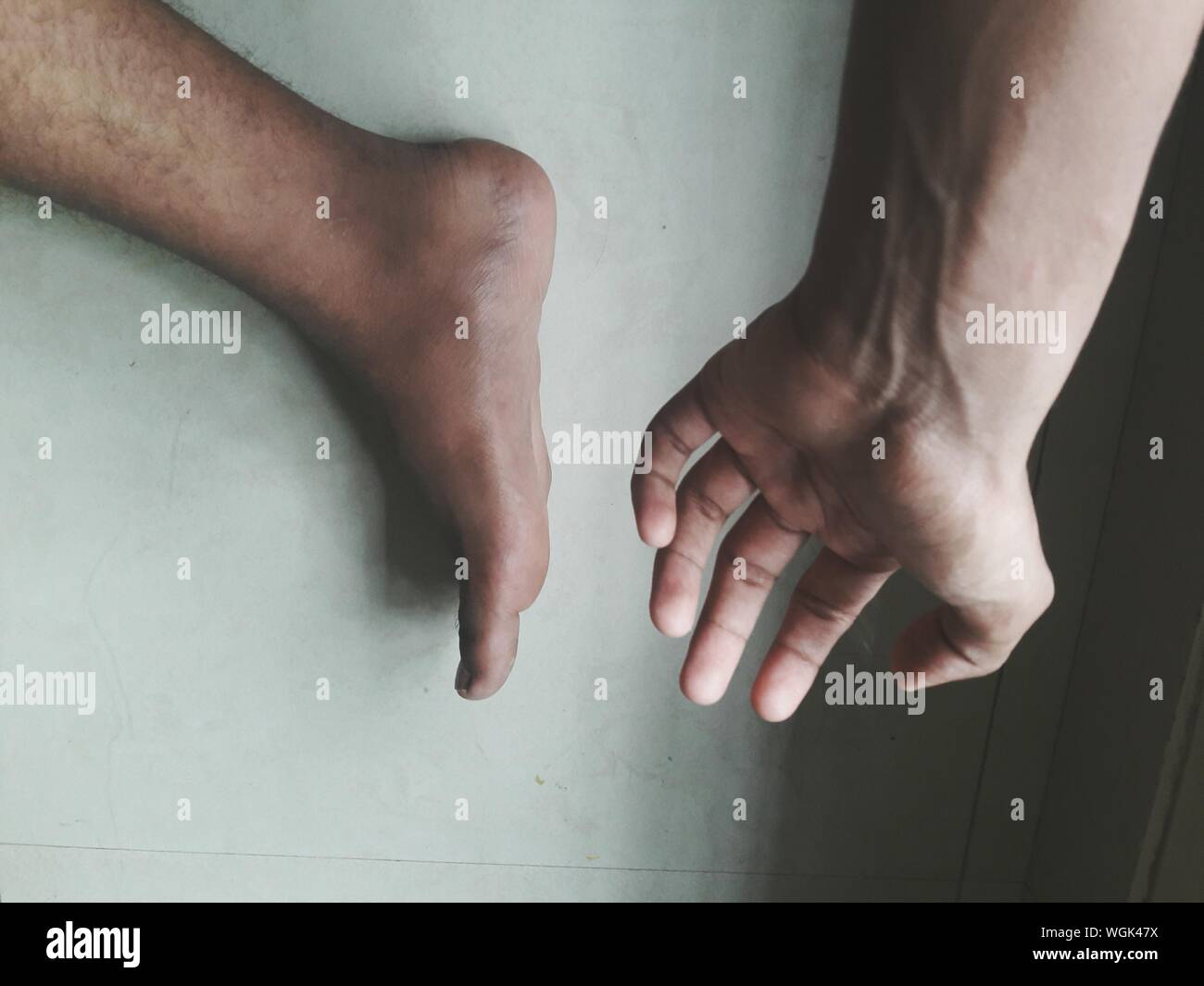 Hand leg hi-res stock photography and images - Alamy