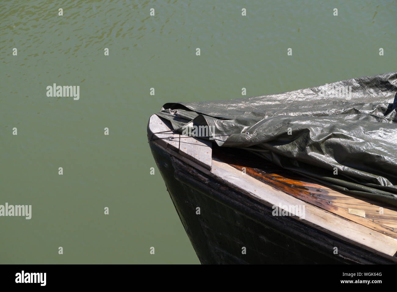 Tarpaulin boat hi-res stock photography and images - Alamy